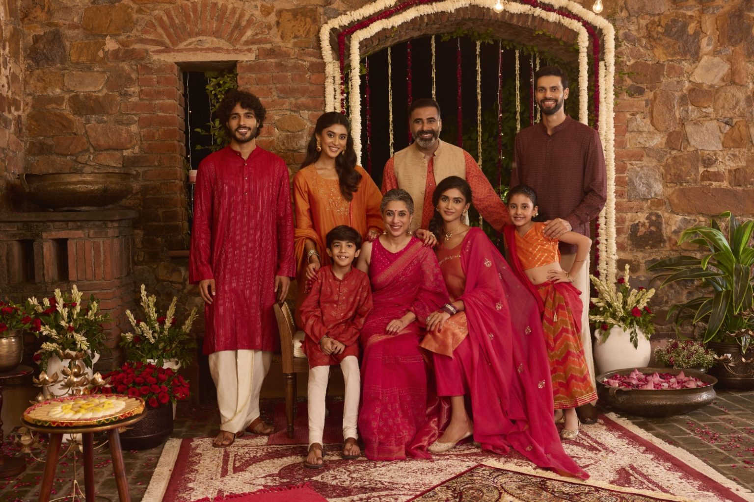 Celebrate Durga Puja in Style with Fabindia’s New Svarnim Pujo ...